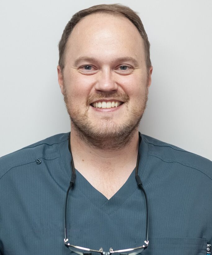 Experienced Private Dentist Thatcham | LifeSmiles Dental Practice